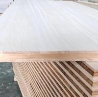 China 480-550kg/m3 Three Layers Radiata Pine Board Solid Wood Material for Others Project Solution Capability for sale