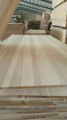 Cina 100-1220 mm di larghezza Tavola di legno di pino di pioppo di paolownia per mobili per ufficio domestico in vendita