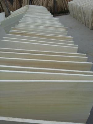 Cina 100-1220 mm di larghezza Tavola di legno di pino di pioppo di paolownia per mobili per ufficio domestico in vendita