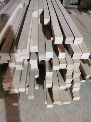 Cina Contenuto di umidità 8%-12% Legno di paolownia finito per soluzioni totali in vendita