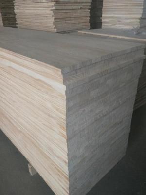 Cina Laboratorio Pino essenziale di legno con spessore personalizzabile da 3 mm a 50 mm in vendita