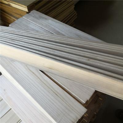Cina Edilizia Costruzione Snowboard Ski con pioppo/paulownia Lunghezza del nucleo 100mm-2440mm in vendita