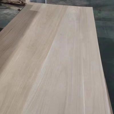 Cina Pannello di legno massello per bara a lunghezza competitiva 100 mm-2440 mm 280-310 kg/m3 in vendita