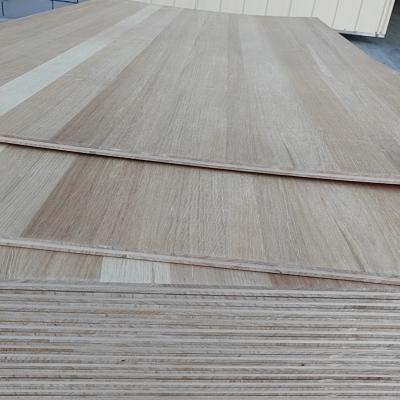 Cina FSC 100% certificato pannelli di rivestimento in quercia bianca da 3 mm a 50 mm con cartone di legno di paolownia in vendita