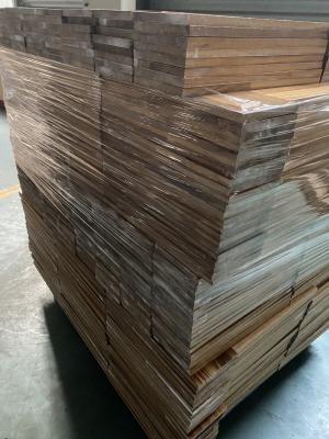 Cina Mensole galleggianti in legno naturale bruciato in un design moderno per l'organizzazione di libri da parete in vendita
