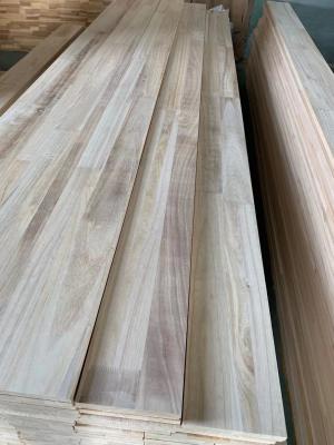 Cina Migliora la tua decorazione con strisce di legno di Paulownia 2440x1220 o 1200x600 o personalizzate in vendita