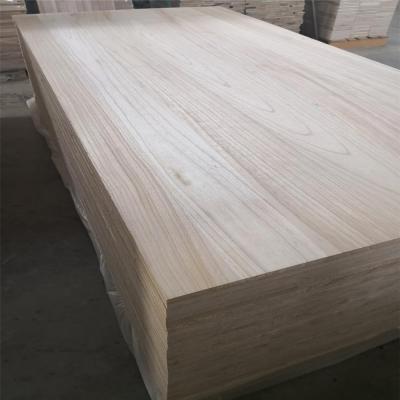 China Borden van massief hout Paulownia Houtplaten voor projectoplossingen Te koop