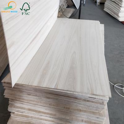 China Glat geslepen hout van paulownia-houtplanken voor teruggave en vervanging Te koop