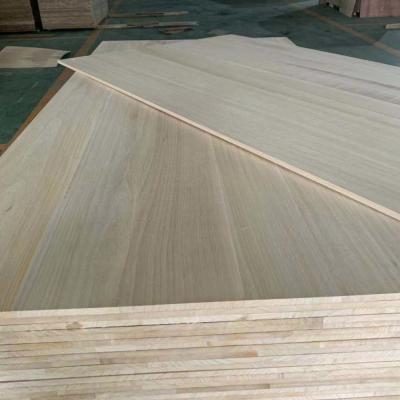 Cina Infissi in legno massello Paulownia Arredamento in legno Tavola di prima classe in vendita