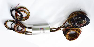 中国 穴のスリップ リング0~150rpm速度の低い電気騒音による安定した操作 販売のため