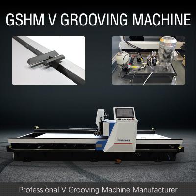 China CNC-V-Rohmaschine mit hydraulischem Fußantrieb für Türen - Modell 1225 zu verkaufen