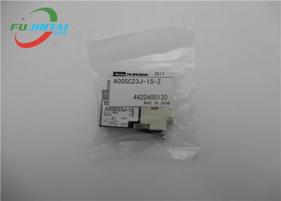 Cina SMT REPLACEMENT PARTS JUKI 3-PORT SOLENOID VALVE PV130305000 A00SC23J-1S-Z in vendita
