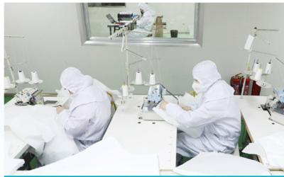 Cina Visiera protettiva medica del ODM dell'OEM con la fascia della spugna e della banda elastica in vendita