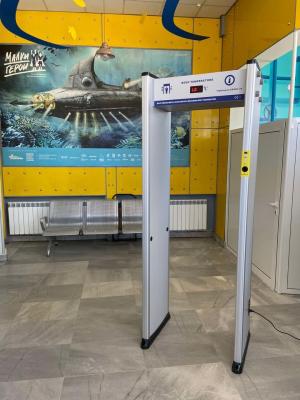 Cina Passeggiata 70KG con volta d'esplorazione del sensore di temperatura della porta del termometro del metallo seconda 1 termico infrarosso in vendita