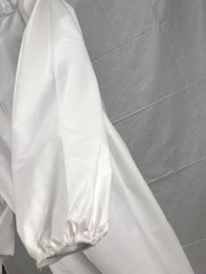 China 65gsm witte Beschikbare Microporous Overtrekken met Hood Non Sterile Te koop
