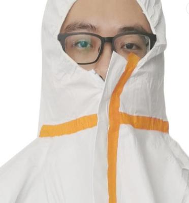 China Wegwerfnicht gesponnenes Isolierungs-Kleid EVP nicht steril mit langärmligem zu verkaufen