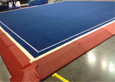 Cina Pavimento Cheerleading Mat Velcro Connect del blu 50mm di ginnastica in vendita
