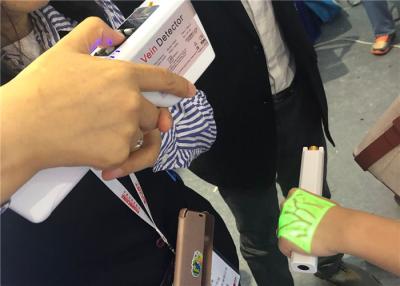 China For Venipuncture Use Infrared Vein Finder Medical Vein Locator to Help Nurse to Find Vessal for sale