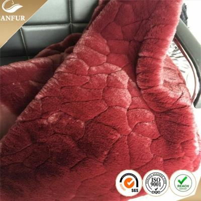 Cina Stoccaggio al dettaglio di pellicce artificiale a maglia con materiale poliestere / acrilico in vendita