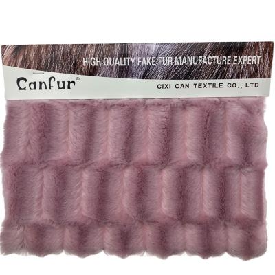 China Stijlvol uiterlijk PV Plush Stof met 100% polyester garen tel volgens uw verzoek Te koop