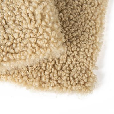 Cina Tricot tessuto a maglia suede 100% poliestere Teddy velluto per abbigliamento femminile sexy in vendita