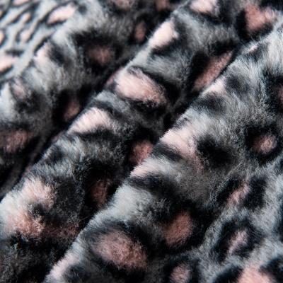 Cina Tessuto a maglia 100% poliestere super morbido Leopardo Stampa Pelle di coniglio Pelle finte Tessuto di pelliccia spessa in vendita