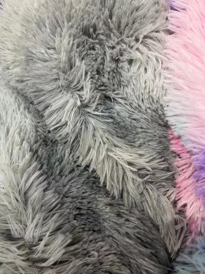 中国 毛皮の長糸 100%ポリエステル ニット毛皮用玩具 毛皮用ペット用 販売のため
