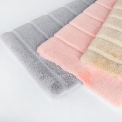 China 100% polyester Rabbit Faux Fur Stof voor winterjas zacht borstelpatroon Tricot gebreid Te koop