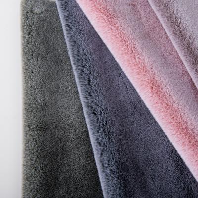 Китай Средний вес Фальшивое кроличье меховое ткань в любом цвете PANTONE для одежды Шарф одеяла продается
