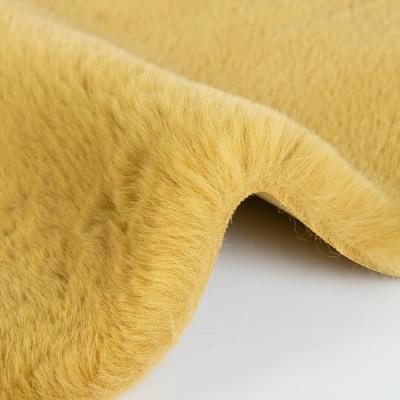 China 100% Inspection Faux Fur 100% Polyester Short Fabric for Coat No Yarn Count Dyed Pattern for sale