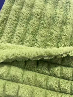 Cina Tessuto a piastre a doppio lato di lana di flanello per coperte invernali Super Soft 100 Polyester in vendita