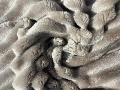Cina Cappotto invernale personalizzato in tessuto di velluto di flanello super morbido con numero di filati personalizzabile in vendita