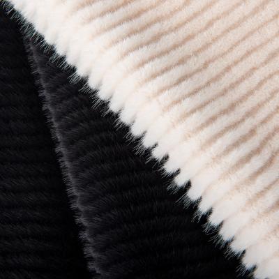Cina Pelli corti morbide Tessuto di pelliccia finta per cappotto Larghezza 58/60 Modello solido Tecnologia avanzata in vendita