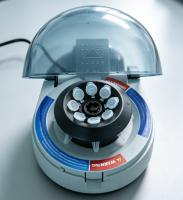 China Fixed 10,000rpm with 0.2 Ml 0.5ml 1.5ml 2.0 Ml Tubes Mini Laboratory Centrifuge   Multiple for sale