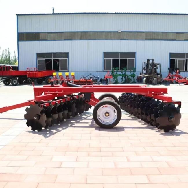 OEM Supplier Heavy Duty Farm Equipment Harrow 3400mm Working Width Power Driven Harrow Tractor Disc Harrow for Heavy Soil