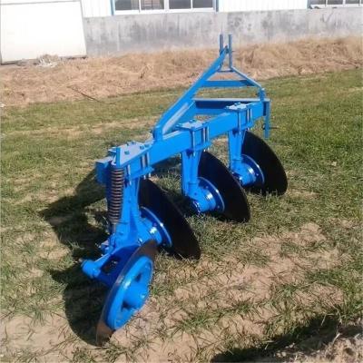Cina Attrezzatura agricola per la lavorazione del terreno: aratro a disco agricolo con trasmissione a ingranaggi, 40-160 CV in vendita