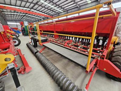 China Seminatrice di grano all'ingrosso per la produzione commerciale di cereali Precision Planting for sale