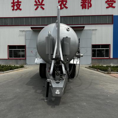 China Tractor Powered Liquid Fertilizer Spreader with Vacuum Pump System for Efficient Liquid Application for sale