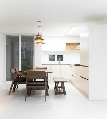 China Milk White Paint Cabinet Hand-free Cabinet L Kitchen Cabinet Customized Supply Engineering Apartment for sale