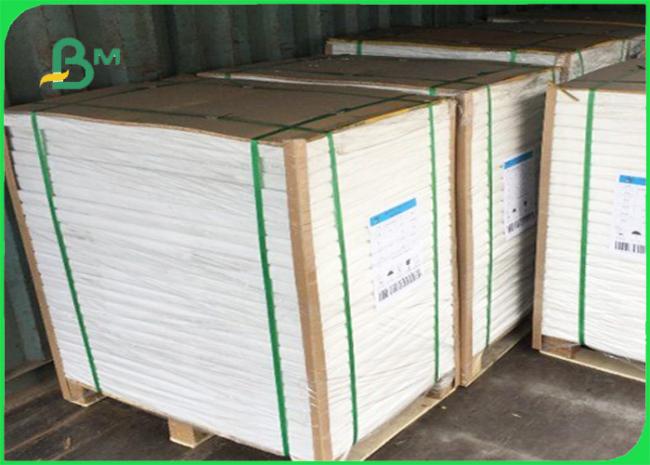 Uncoated News Printing Paper Light Grey 48gsm 60gsm Smooth Surface 60 * 70 Inch 