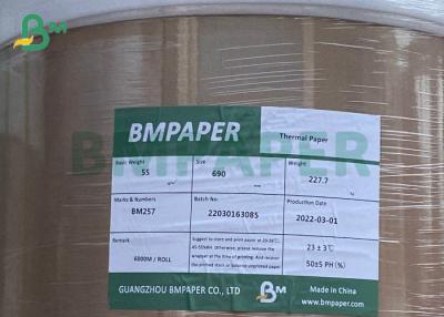 Cina carta termica bianca dello spazio in bianco rivestito spesso di 55gsm 70gsm per il registratore di cassa di posizione in vendita