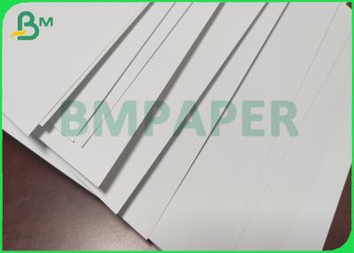 China Uncoated Plain White Paper 90 gsm 635 X 965mm In Ream Packing for sale
