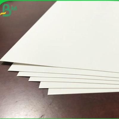 China 70*100cm 190gsm 210gsm 230gsm White High Bulk GC1 Folding Box Board For Packing for sale