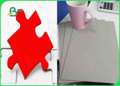 China Uncoated Cardboard Excellent Stiffness Grey Paperboard / Straw Paperboard for sale