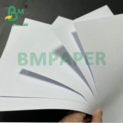 中国 100g 120g カレンダー用 白色オフセット印刷紙 95 x 130cm 販売のため