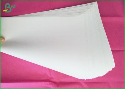 China 61x86cm Big Sheet Uncoated Woodfree Paper 100% Virgin Wood Pulp Material For Book for sale