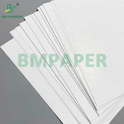 中国 290g 300g 黒いコア ダブルコーティング プレイカード 紙 71 x 95cm 販売のため