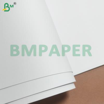 China Folhas de papel sem madeira de grande formato de 70 gm para impressão offset à venda