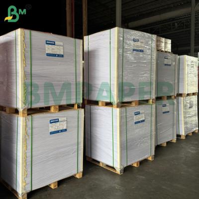 China 68 g 70 g gemetalliseerd bierpapier met natte sterkte voor wijnetiketten hoogglanzend 600 x 900 mm Te koop