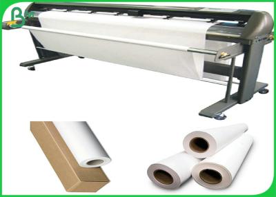 China Buen rollo blanco del papel de trazador del chorro de tinta de la fuerza 80gsm para el sistema del corte de la ropa en venta